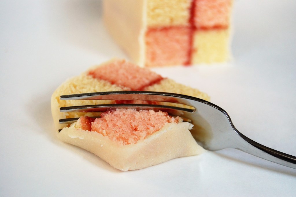 battenberg cake – LENA'S LUNCHBOX