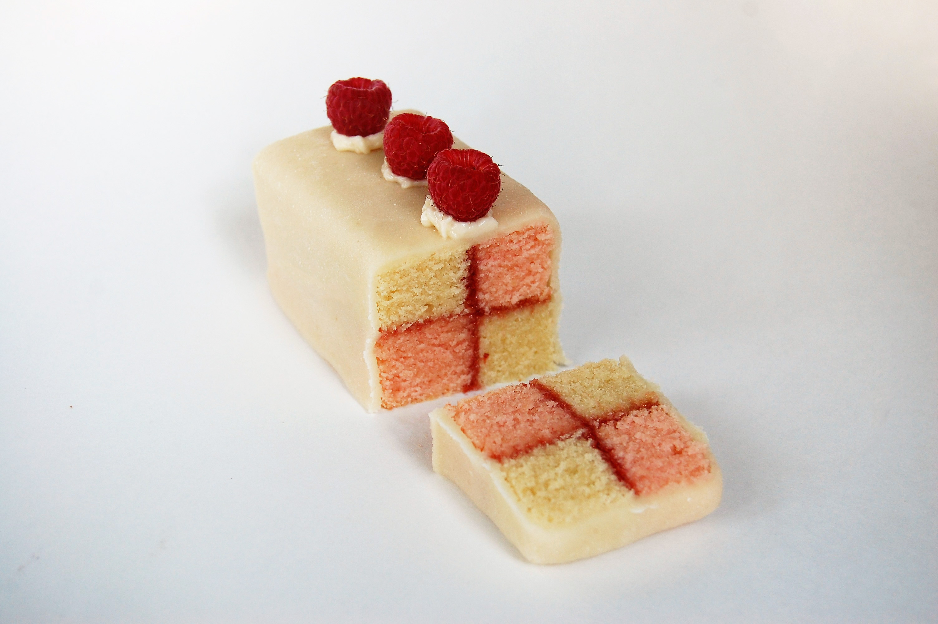 battenberg cake – LENA'S LUNCHBOX